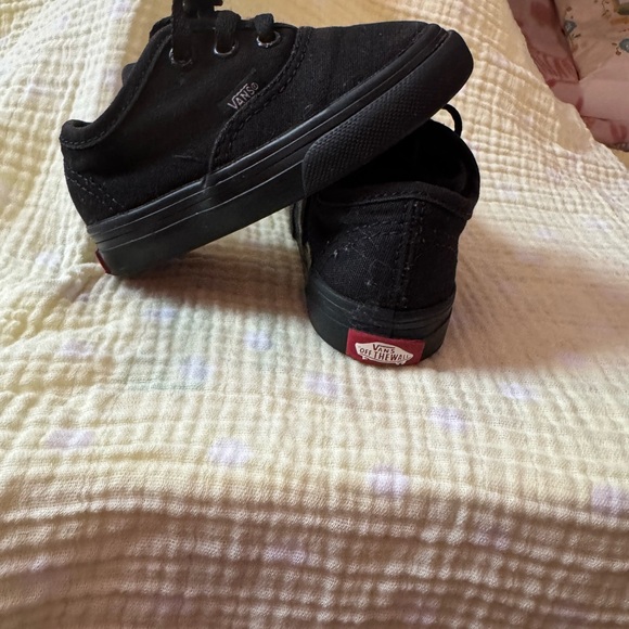 Vans | Shoes | Vans Kids Black Sneakers | Poshmark